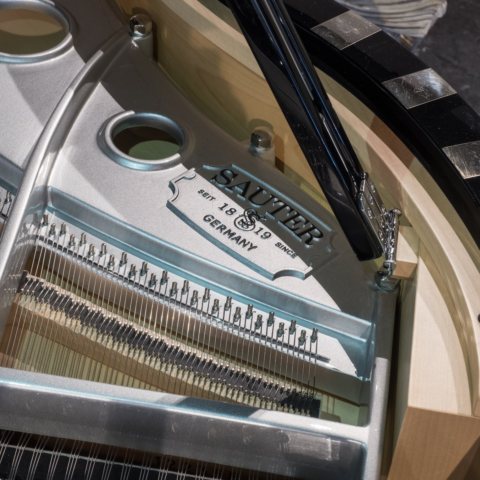 Sauter Vivace Grand Piano in Black