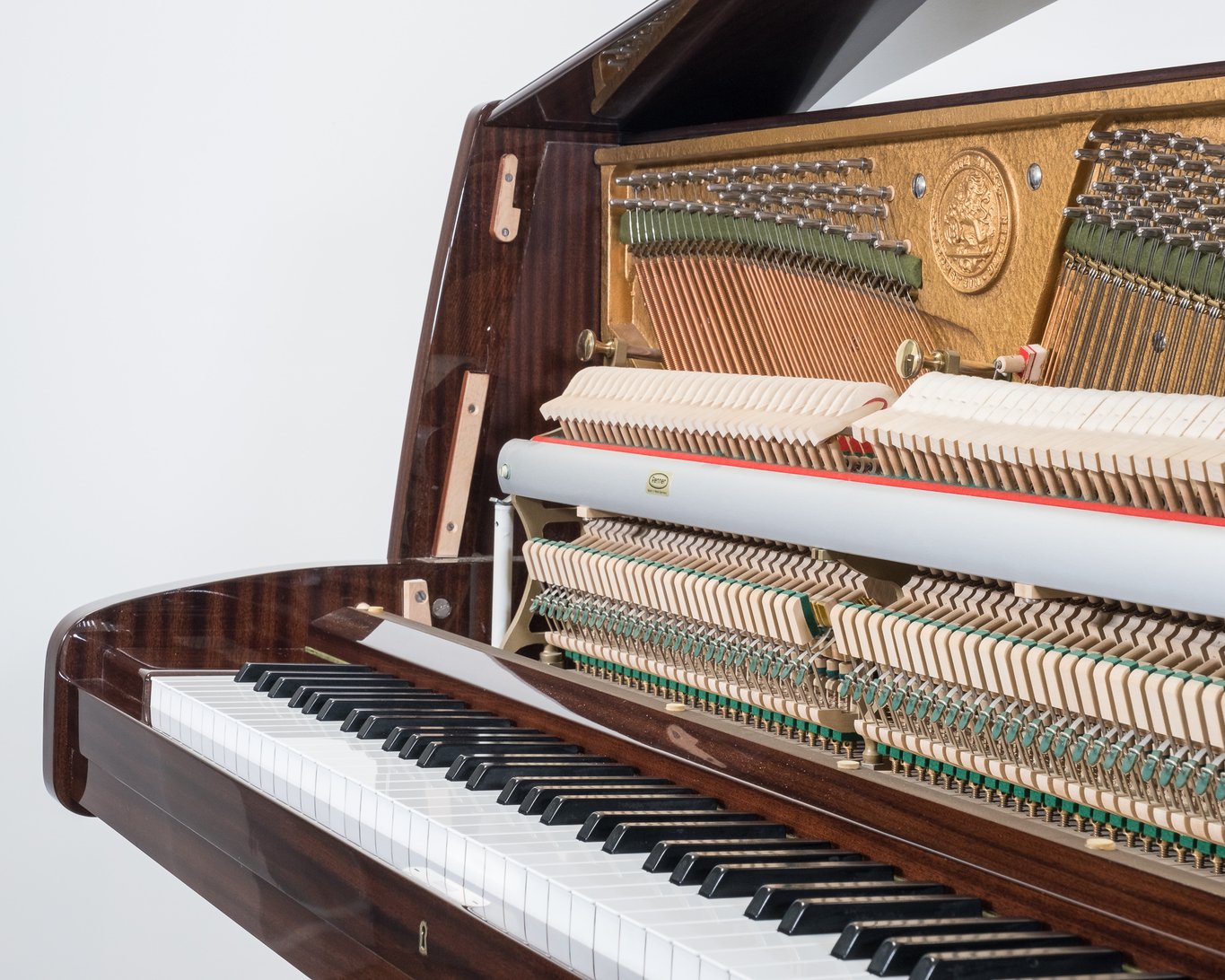 6 things to look for when buying a second hand piano